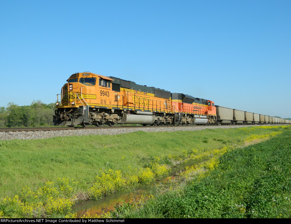 BNSF 9943